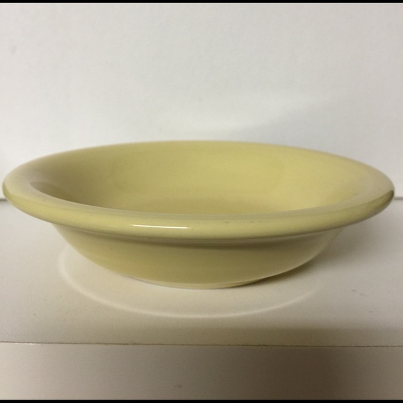 Fiestaware | Other | Fiesta Retired 4 Pale Yellow Fruit Bowls And 4 ...
